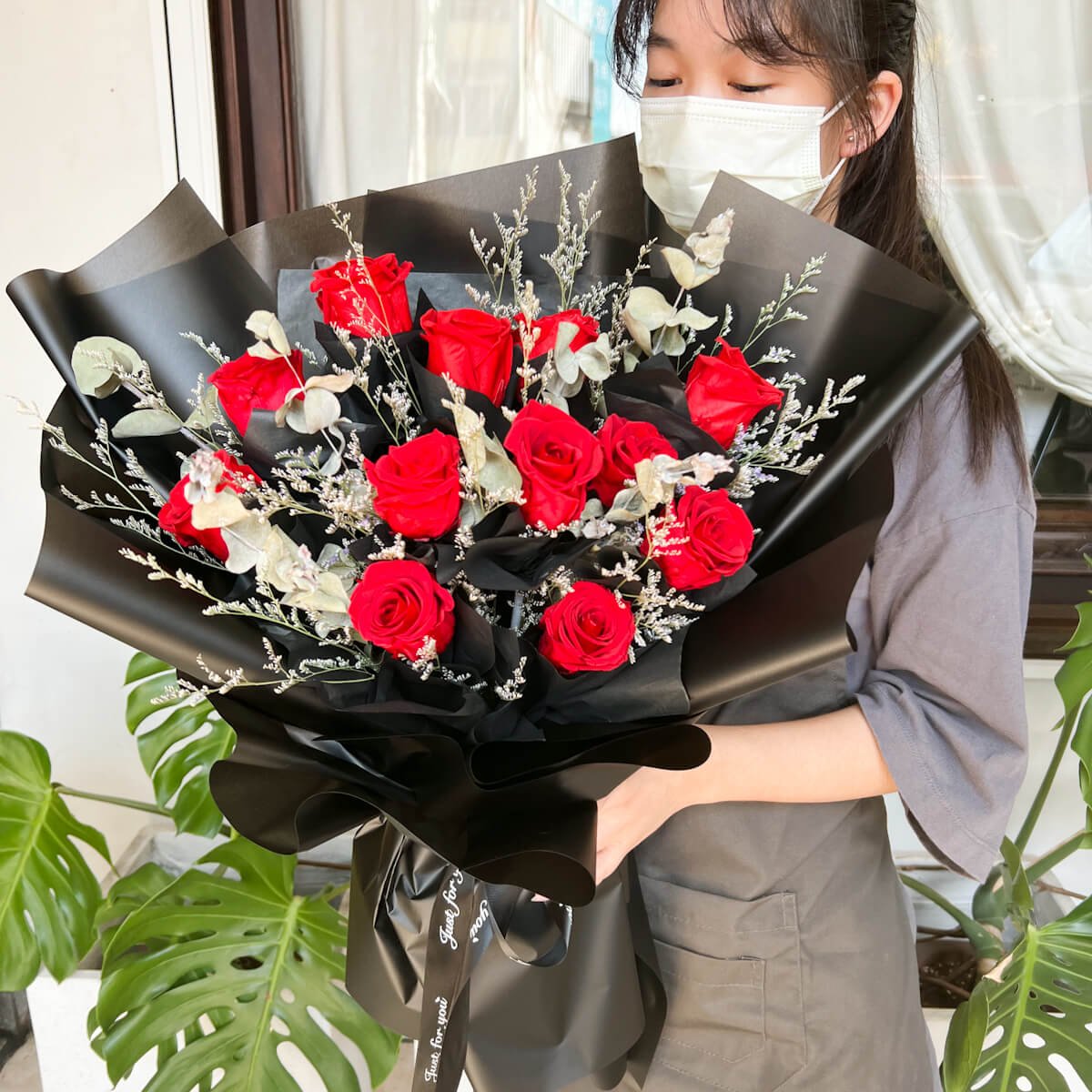 草莓花束 | Alice Flower Shop 愛麗絲工作花坊｜台中鮮花永生乾燥花店